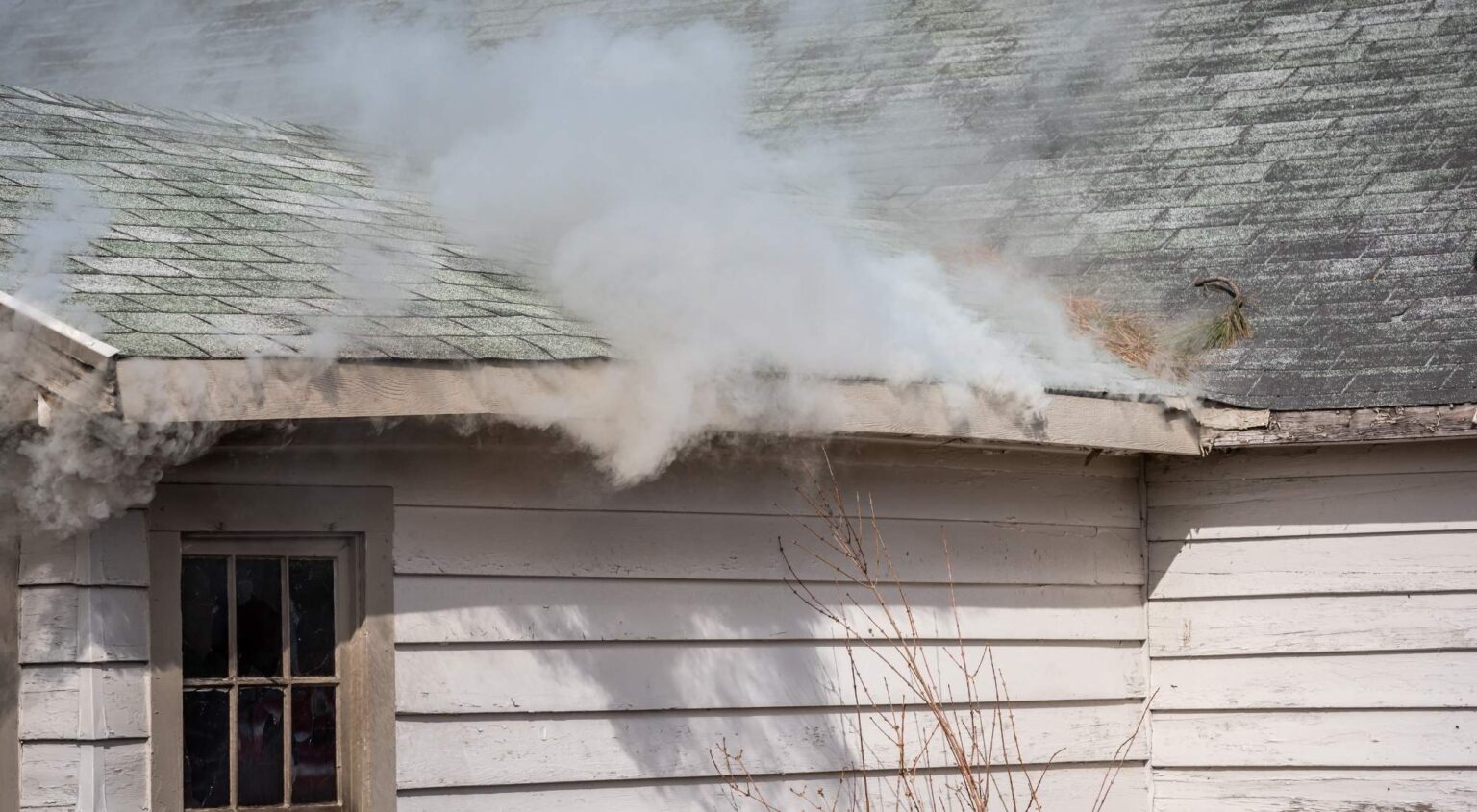 How to Tackle Smoke Damage Cleaning